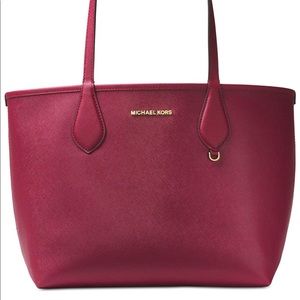 Michael Kors | Bags | Michael Kors Saige In Mulberry Md Reversible ...